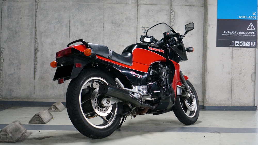GPZ750R 1984年式 | Moto-Gallery