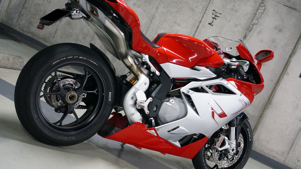 F4R 2014年式 | Moto-Gallery