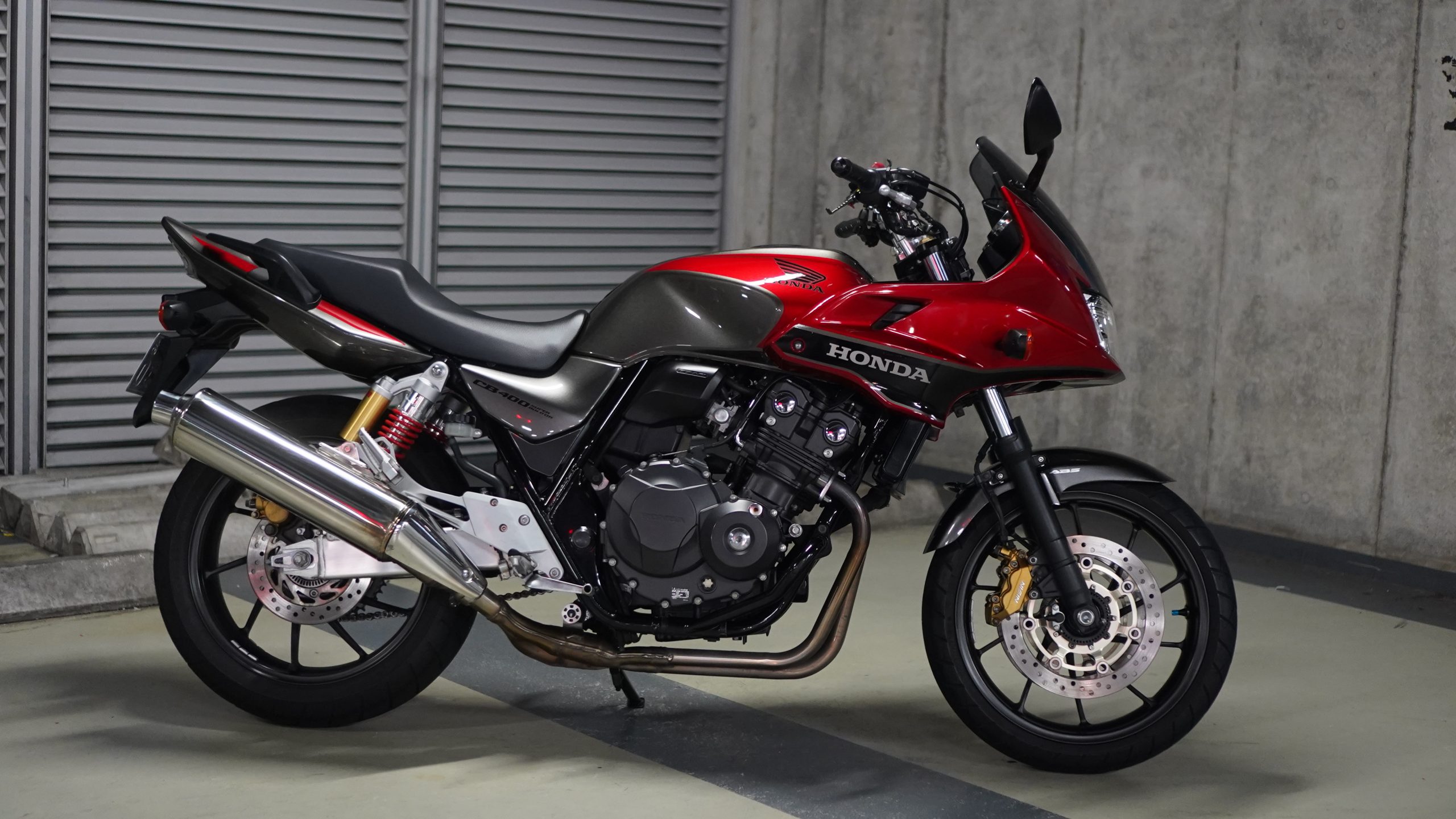 CB400SB | Moto-Gallery