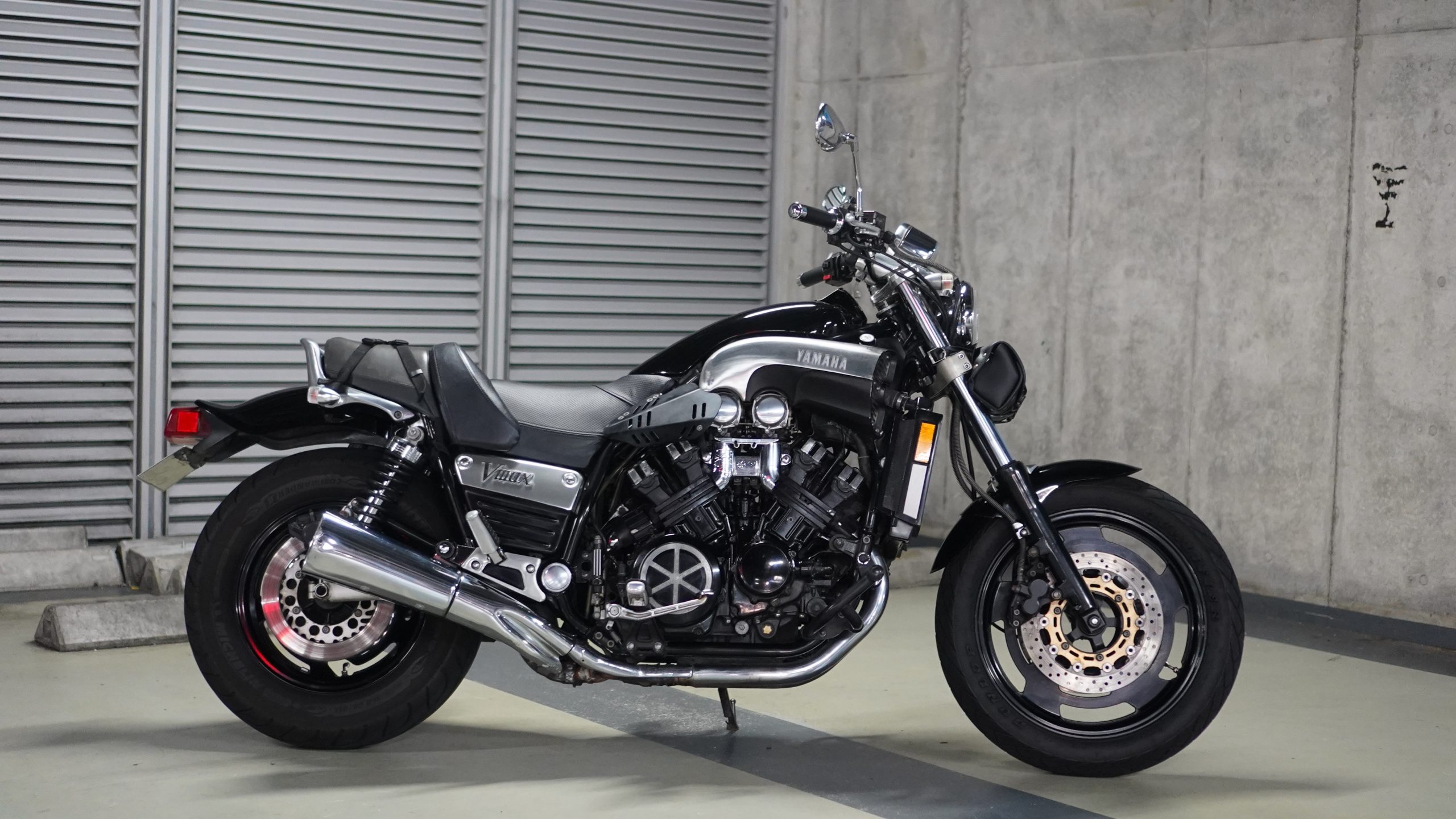 VMAX1200 | Moto-Gallery