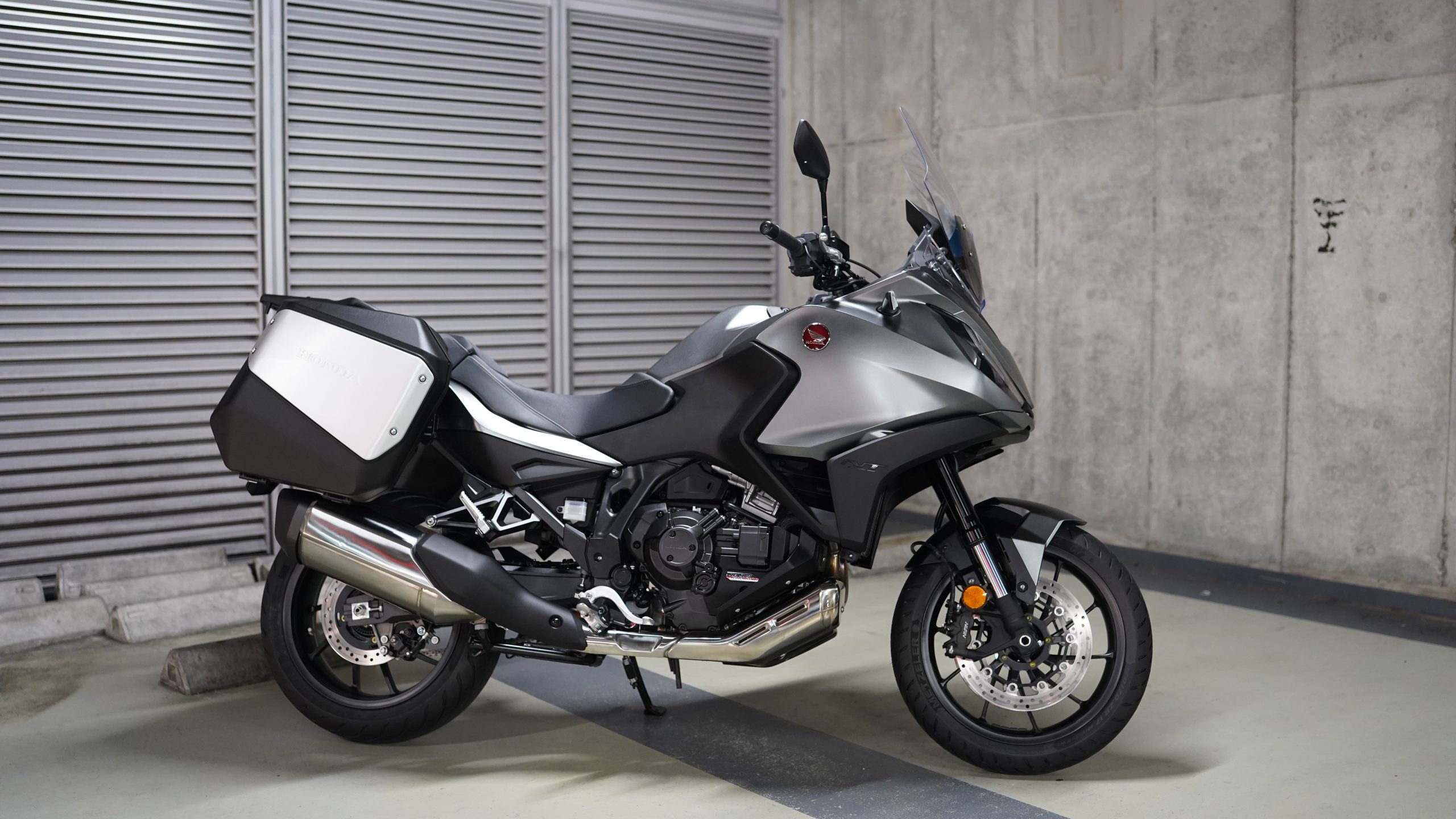 NT1100 | Moto-Gallery