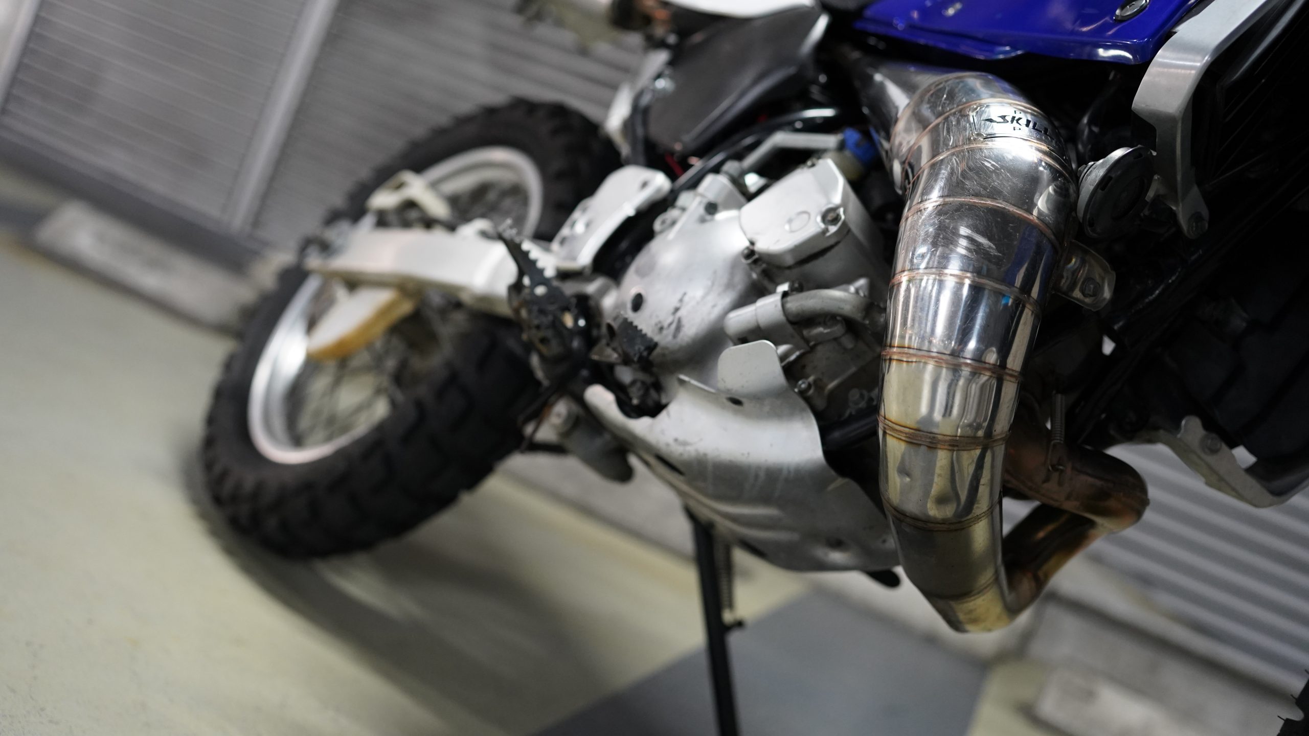 DT230 LANZA | Moto-Gallery