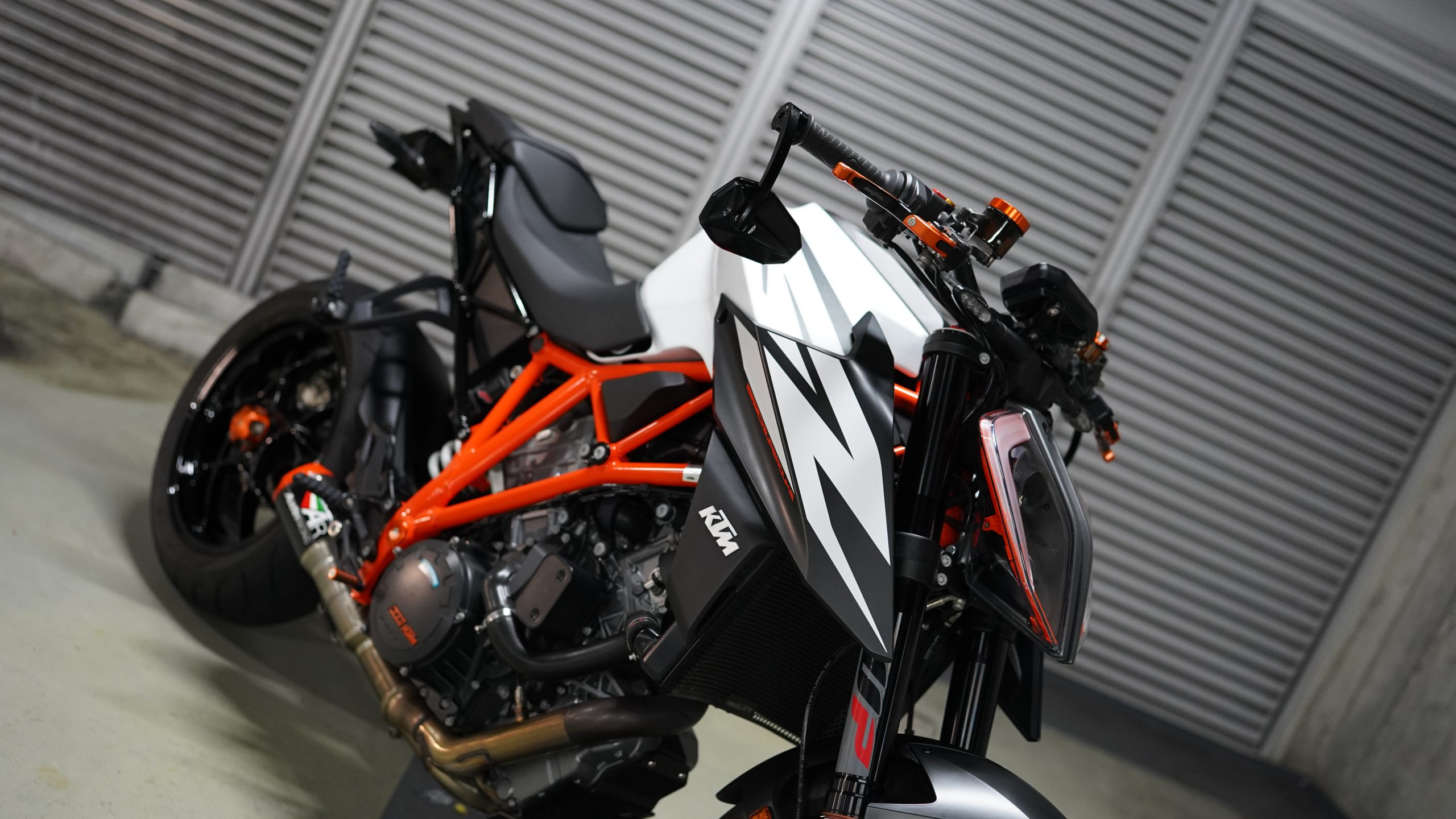 1290 SUPER DUKE R | Moto-Gallery