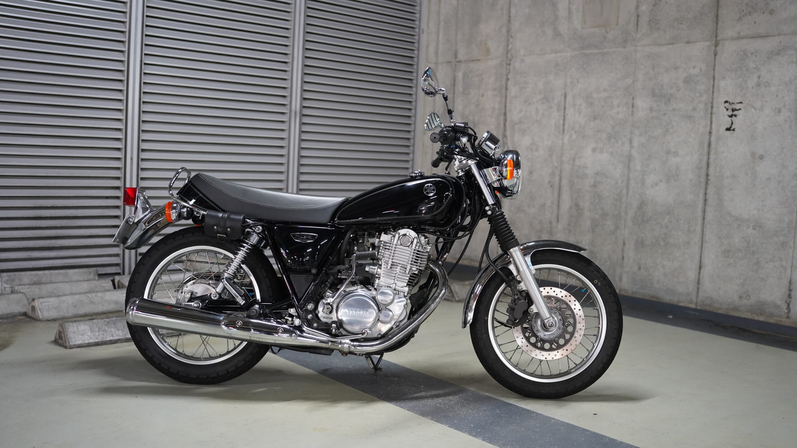 SR400 | Moto-Gallery