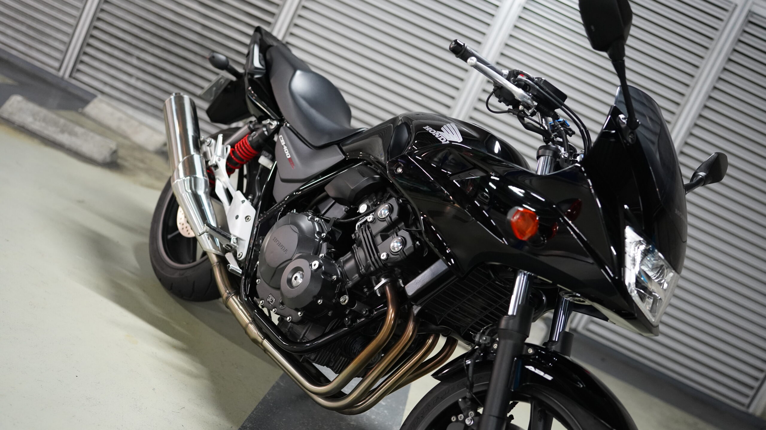 CB400SB | Moto-Gallery