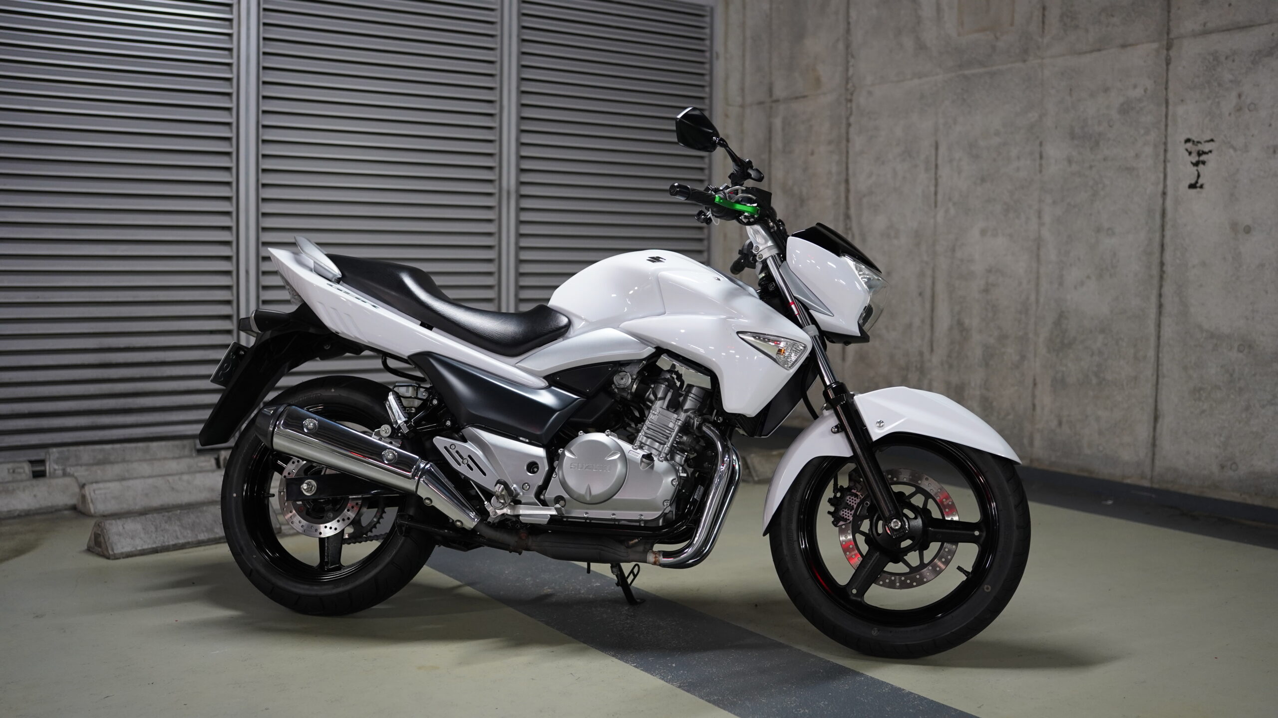 GSR250 | Moto-Gallery