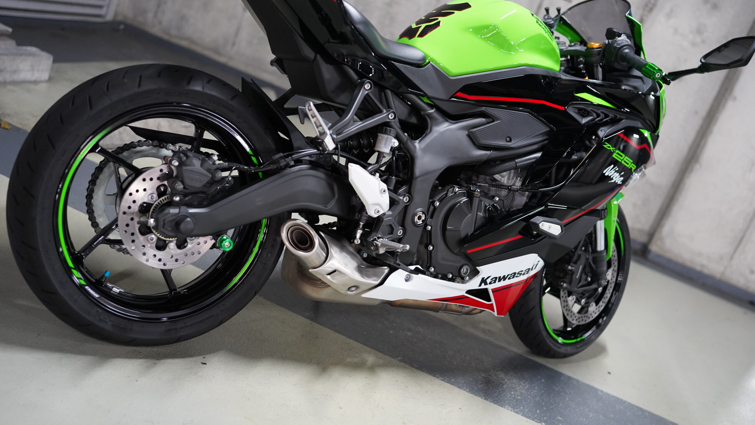 ZX-25R | Moto-Gallery