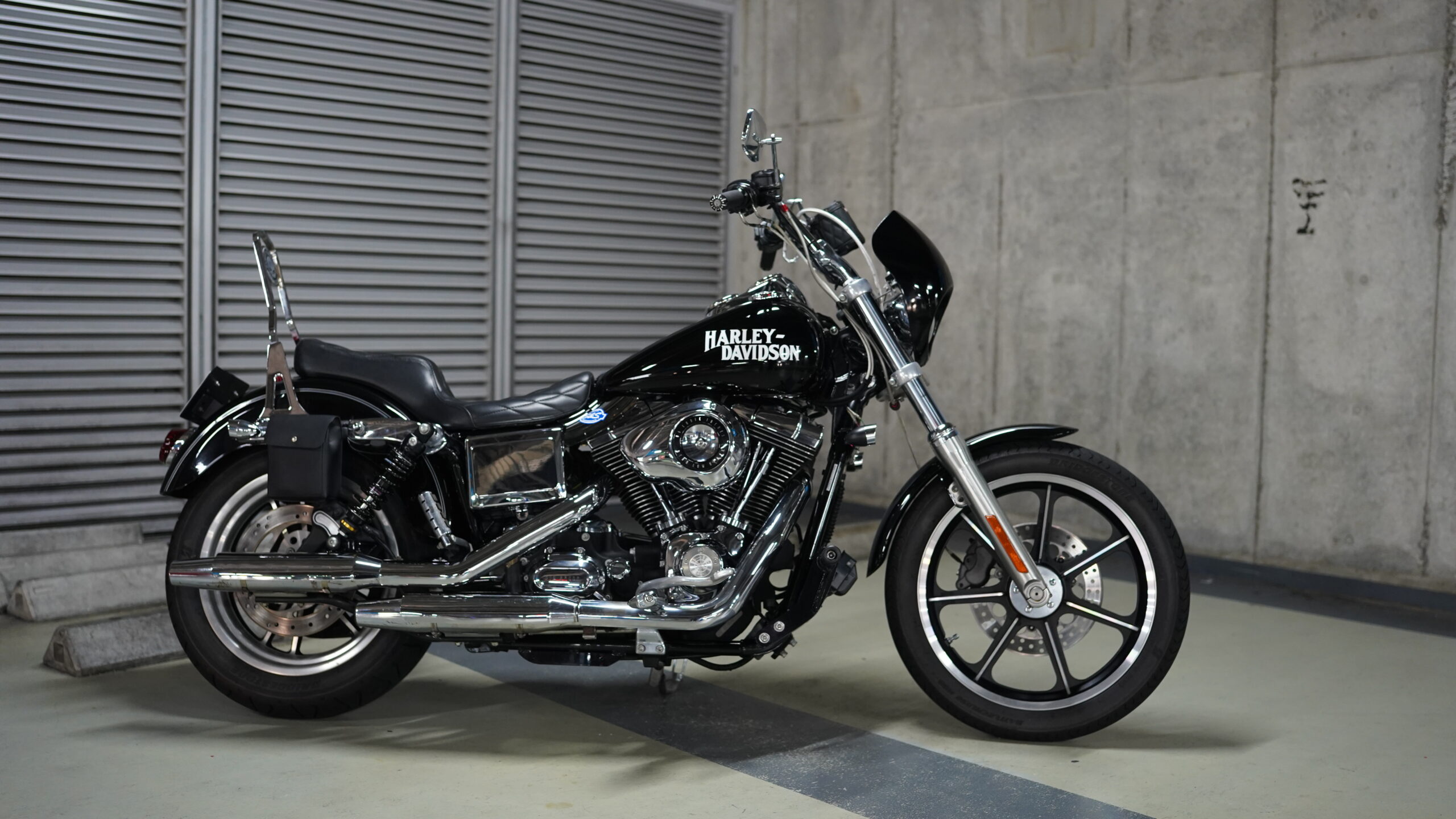 FXDL Dyna Lowrider | Moto-Gallery